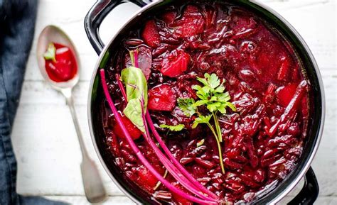 A Guide To Making A Sexy And Satiating Russian Borsch