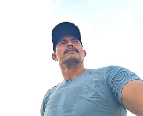 หนุ่ม จรัญ งามดี นายจันหนวดเขี้ยวในตำนาน เสียชีวิตแล้ว เหตุวูบขณะทำงาน