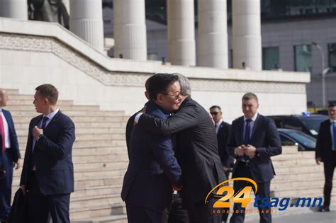 ФОТО ОХУ ын Холбооны Хурлын Төрийн Думын дарга В В Володиний айлчлал эхэллээ