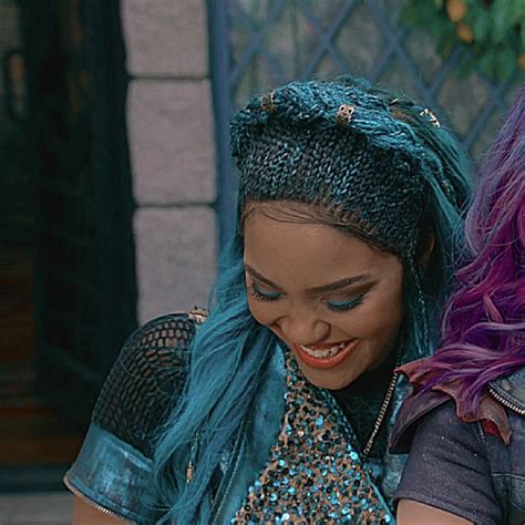 China Anne Mcclain Icons China Anne Mcclain As Uma Descendants In China Anne Mcclain