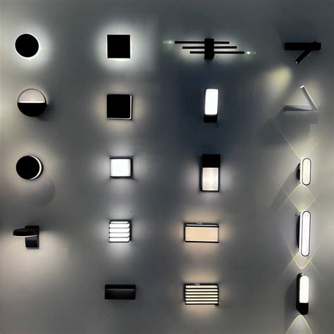 Luminous Lighting โคมผนัง Led สีดำ รุ่น 2543 พัดลมเพดาน โคมไฟเพดาน อ่างอาบน้ำ อ่างล้างน้า ร่ม