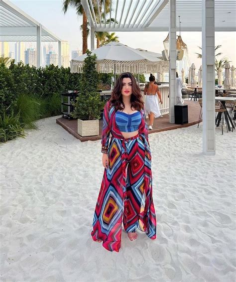 30 Most Popular Dubai Street Style Fashion Ideas Artofit