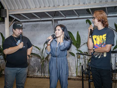 marizka juwita ivo chu dan frutta band jadi penampil di swag event