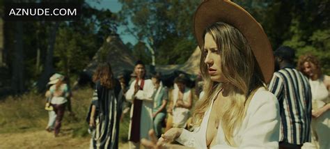 Niamh Walsh Nude Aznude