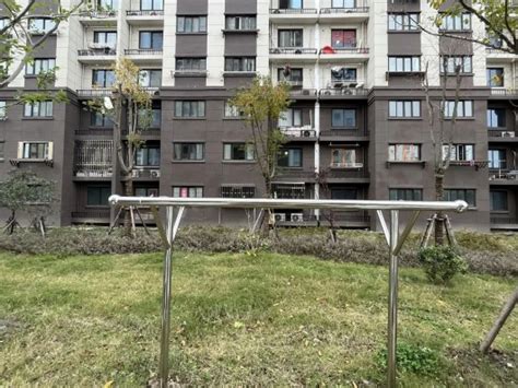 安装400余个公共晾衣架！他们“晒”出居民幸福感