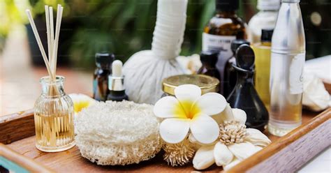 스파 제품 마사지 및 바디 케어 이 로고는 자체 3d 일반 디자인에서 파생되었습니다 그들은 저작권 디자인을 침해하지 않습니다 사진 Unsplash의 스파 이미지