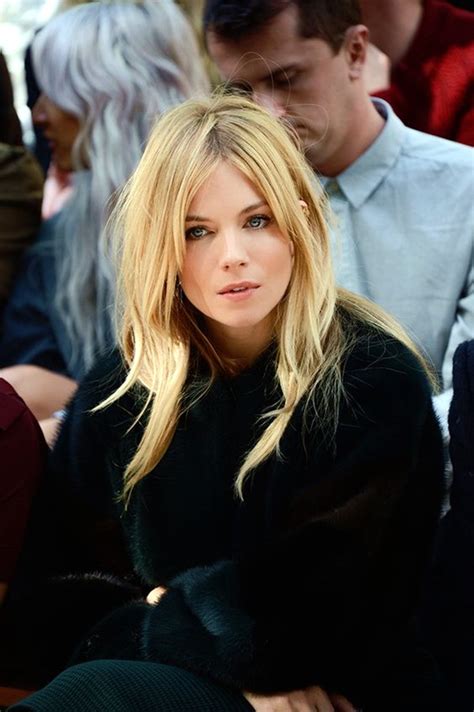 Flawless Shoulder Length Hairstyles For