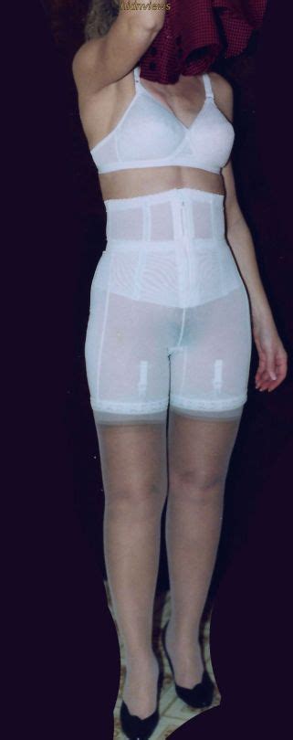 I Adore Girdles And The Women Who Wear Them On Tumblr