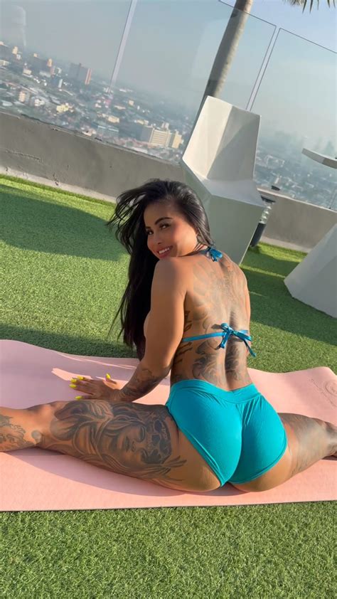 Lovely Smile Hola Vix • Instagram Photos And Videos