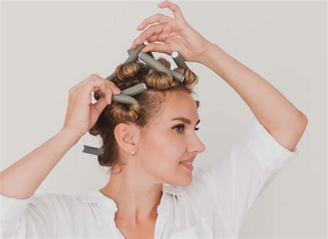 7 Easy Ways To Curl Hair Without Heat In 5 Minutes HairstyleCamp