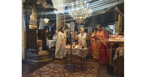 Църквата Св Архангел Михаил в Трявна чества храмов празник