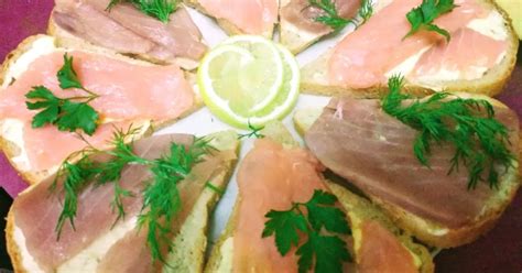 Бутерброды с малосольной рыбой бонус рецепт соуса Тартар рецепт с фото пошаговый от Ирина