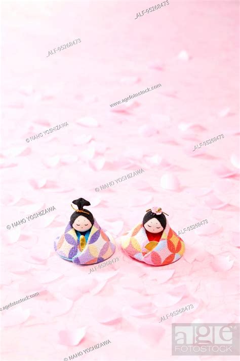 Japanese Hina Dolls Stock Photo Picture And Royalty Free Image Pic Alf Agefotostock