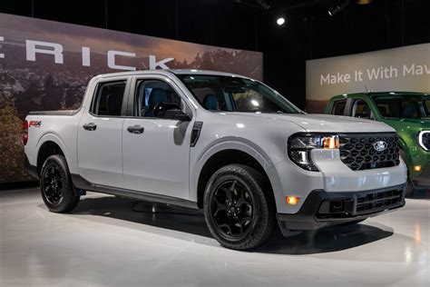 2025 Ford Maverick Specs Prices Mpg Reviews And Photos
