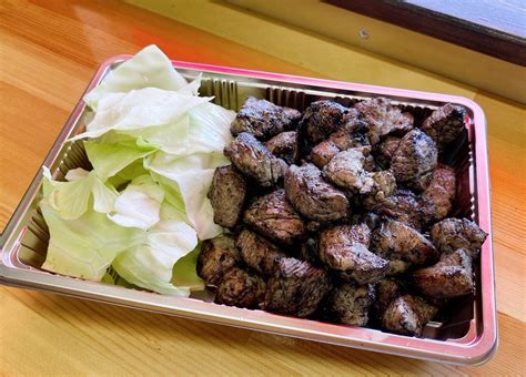 宮崎名物「鶏の炭火焼き」をアレンジした「豚ももの炭火焼」 日向経済新聞