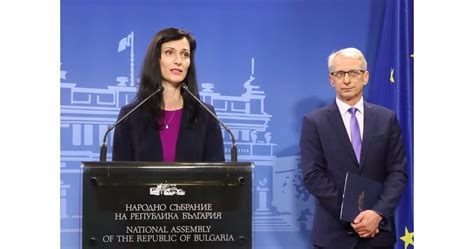 Парламентът гласува кабинета „Денков Габриел”