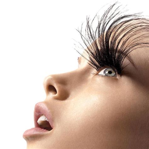 35 A Client That Demands Long Lashes
