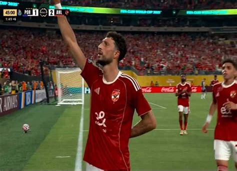 مش هتقف على حد تعليق قوي من نجم الأهلي السابق بشأن رحيل وسام أبوعلي