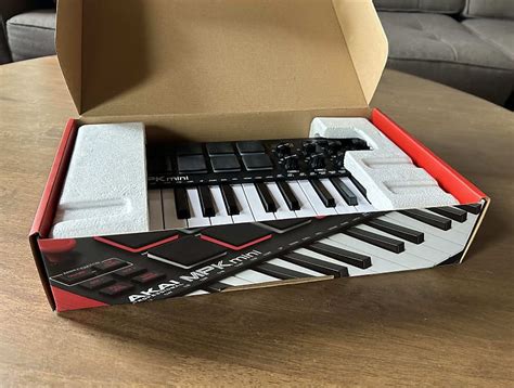 AKAI MPKmini MK Midi Keyboard Reverb