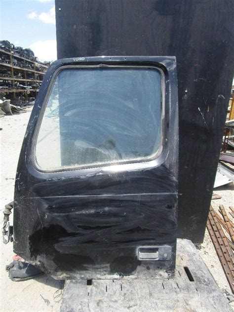 Volvo Front Door Assembly For Sale Crandall Tx 61740