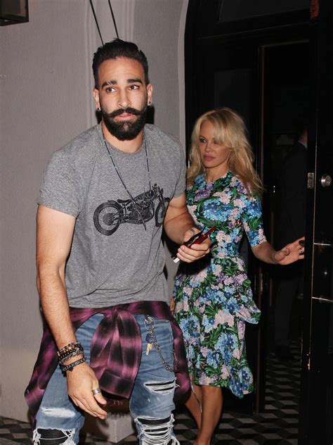 Pamela Anderson rompió su relación con el campeón mundial Adil Rami Infobae