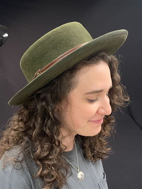 About 1 — Emma Dickerson Costumes