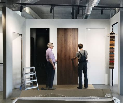 Как устанавливают скрытые двери