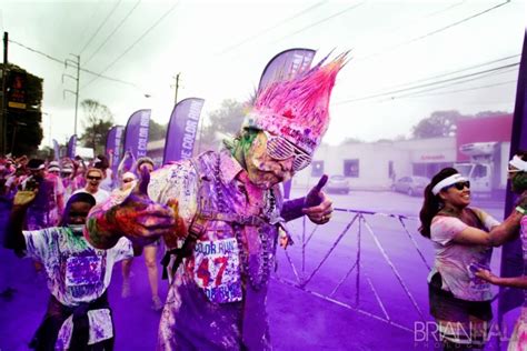 Animal De Imagen The Color Run En España Carrera Divertida