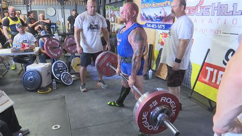 Athletes Test Their Strength At The Northwest Powerlifting Championship
