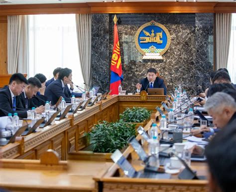 Зөвшөөрөл мэдэгдлийн хуулийг баталж зөвшөөрлийн тоог цуцална