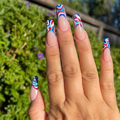 54 Gorgeous And Classy 4th Of July Nails We Cant Get Over In 2026