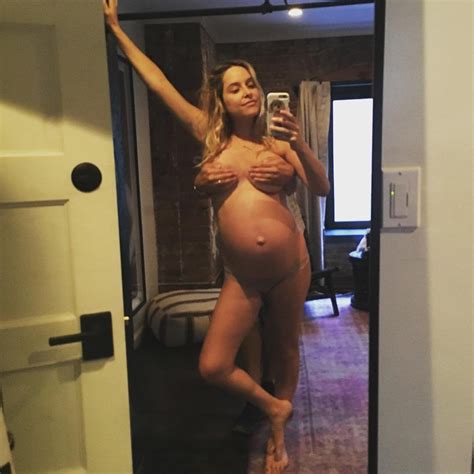 Jenny Mollen Topless 1 New Photo Thefappening
