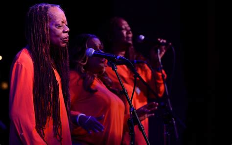 Deborah Mccrary Cause Of Death Mysterious Country Music Vocalist Dies At 67