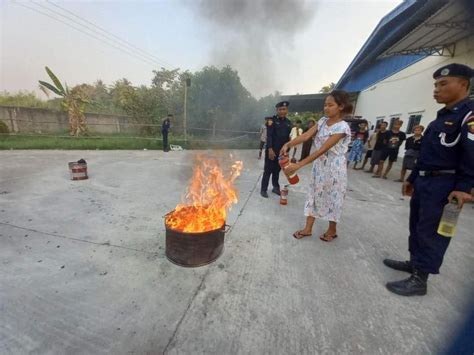 ဒေးဒရဲမြို့နယ်တွင် မီးဘေးအန္တရာယ်ကြိုတင်ကာကွယ်ရေး အသိပညာပေး ဟောပြောခြင်းနှင့် ဇာတ်တိုက်လေ့ကျင့