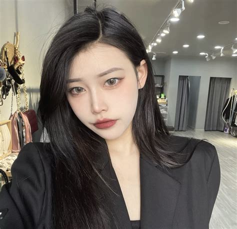 琪baobao On Twitter 憋不住真的会漏出来… 憋尿 任务 女m 女s 绿帽 绿帽王八 露出 女绿 反差 反差婊投稿