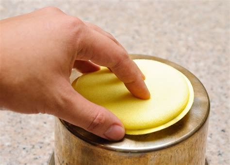 Төмөр эдлэлийн өнгийг хэрхэн сэргээх вэ