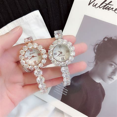 美人鱼手表女学生韩版简约时尚潮流真皮满天星石英表ulzzang 虎窝淘