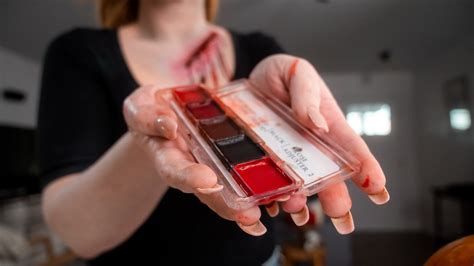 Fake Wound Tutorial Using Makeup For Halloween