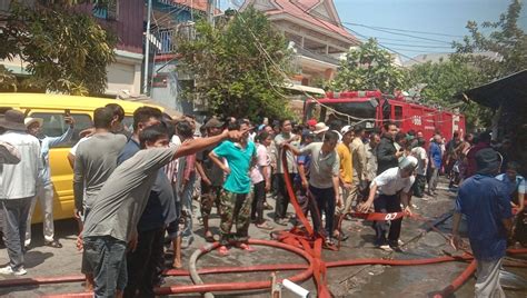 អគ្គិភ័យឆេះផ្ទះប្រជាពលរដ្ឋ២ខ្នង នៅសង្កាត់ច្រាំងចំរេះ១ ក្លាយជាផេះផង់ និងទ្រព្យសម្បត្តិជាច្រើន