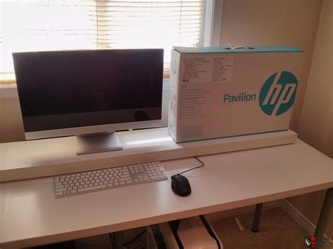 HP Pavilion Xi IPS LED Monitor Photo Canuck Audio Mart