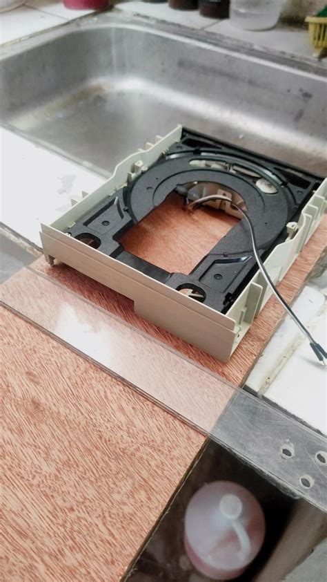 Homebrew Pcb Shaker For Etching Using An Old Dvd Rom 8 Steps With