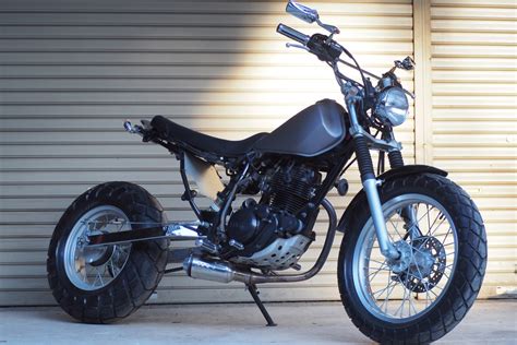 Yamaha Tw200 Dg07j 実働 カスタム 多数 スカチューン ロンスイ スーパートラップ 社外 ステップ メーター ロンホイ ヤマハ Tw 改 栃木の落札情報詳細 ヤフオク落札