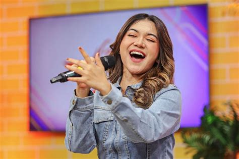 Penampilan Ebin Bawa Lagu Terbaru Kemana Kisah Kita