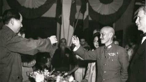 1945年苏联与国民党签订条约，并督促延安赴重庆谈判凤凰网视频凤凰网