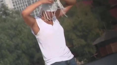 Nude Beach Girl Undressing Porn Videos