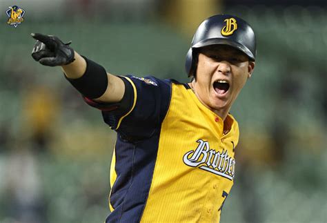 許基宏首當「複」翁簽3年 最難忘全壘打竟不是漏踩本壘 Ettoday運動雲 Ettoday新聞雲