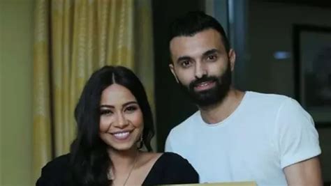 اليوم الحكم على شيرين عبد الوهاب في قضية سب وقذف محمد الشاعر