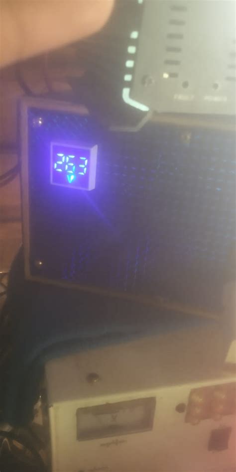 လျှပ်စစ်ပစ္စည်းများပြုပြင်ရန်ဝါသနာရှင်များ Facebook