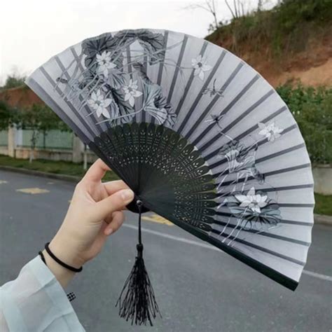 小扇摇得清风来 老小孩讲述