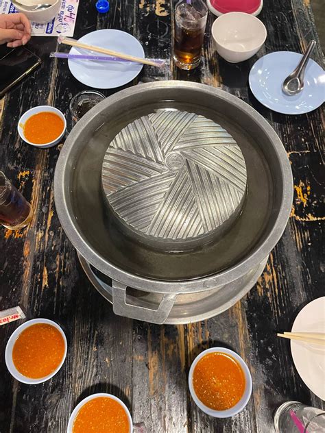 กระทะ • กระทะช่องตักน้ำซุปกว้าง ปัง 10 ดาว ระดับสายตากำลังดีเหมือนคำนวณ